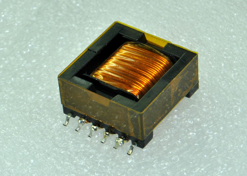 Transformator Daya Frekuensi Tinggi Inti Ferit EFD, Tahan Suhu Tinggi, Transformator SMD